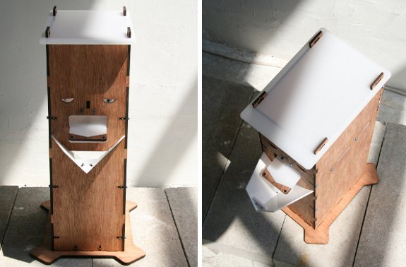 Crow training box for chickens | Avian Aqua Miser